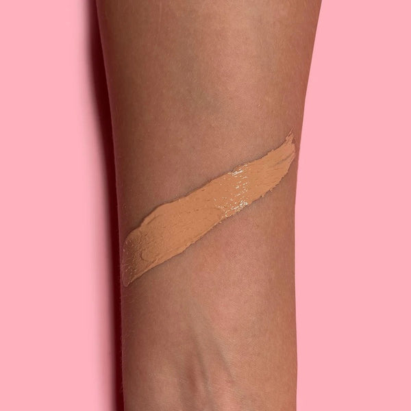 P.LOUISE BASE SHADE 3 | Luxe Look Cosmetics